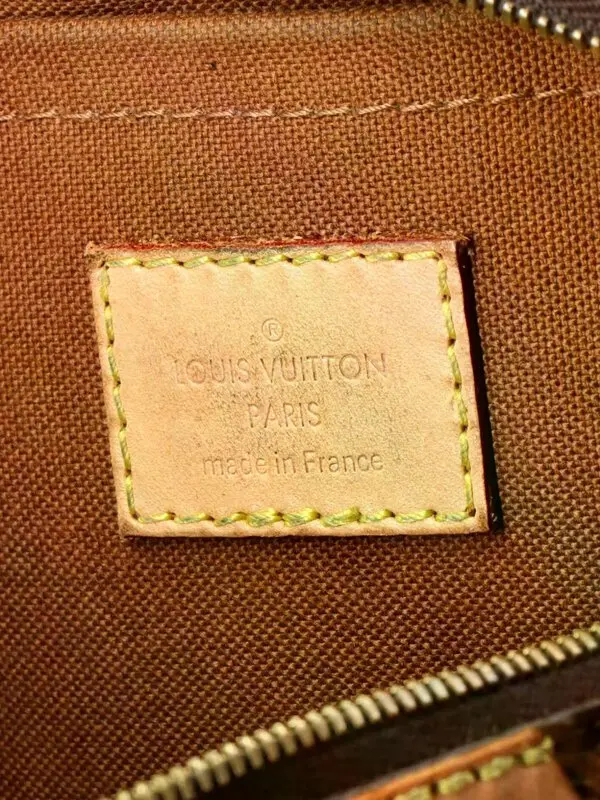 LOUIS VUITTON Multi Pochette Accessoires Monogram Canvas Crossbody Bag