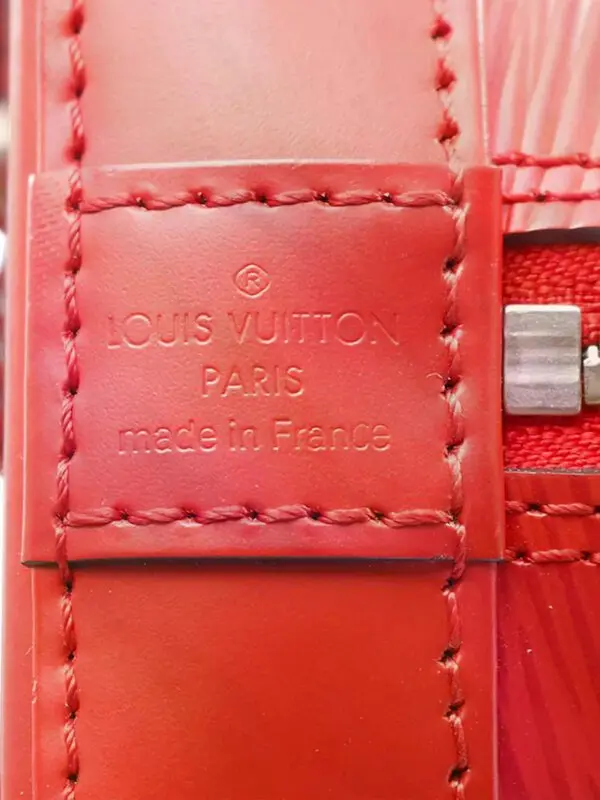 LOUIS VUITTON 2014 Epi Alma Bb Satchel - Red