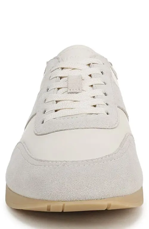 Vince La Runner Leather Sneakers - Horchata/pebble White