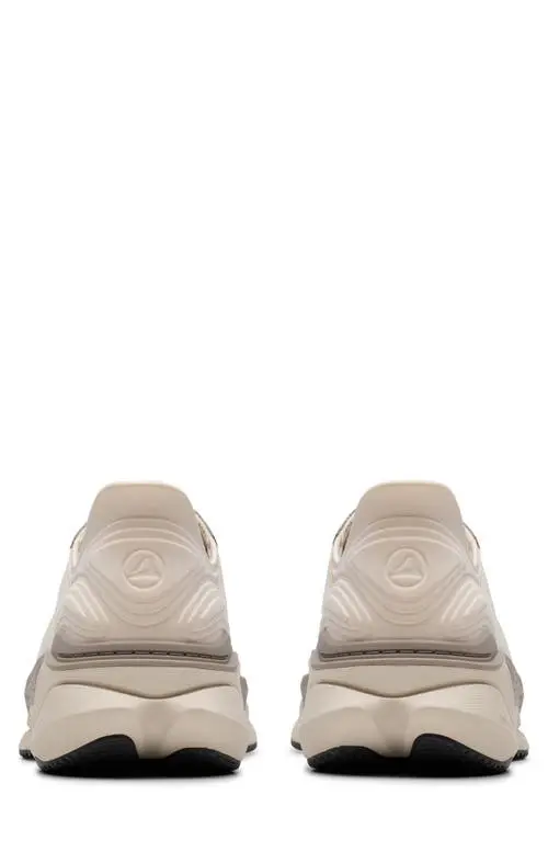 Clarks Pace Lace-up Sneaker - Off White