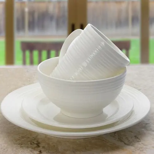 GIBSON HOME Amelia Court 16 Piece Dinnerware Set Embossed