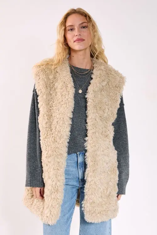 Nasty Gal Curly Faux Fur Borg Gilet