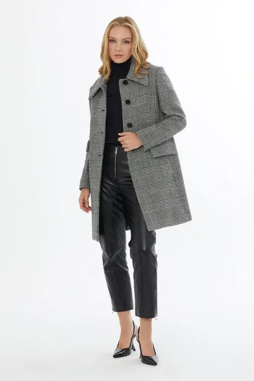 GIZIA Button Closure Jacket With Pockets And Back Vent