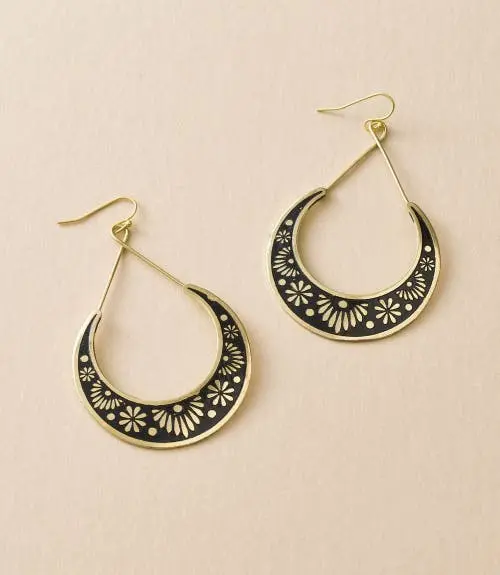 MATR BOOMIE Nisha Crescent Moon Hoop Earrings