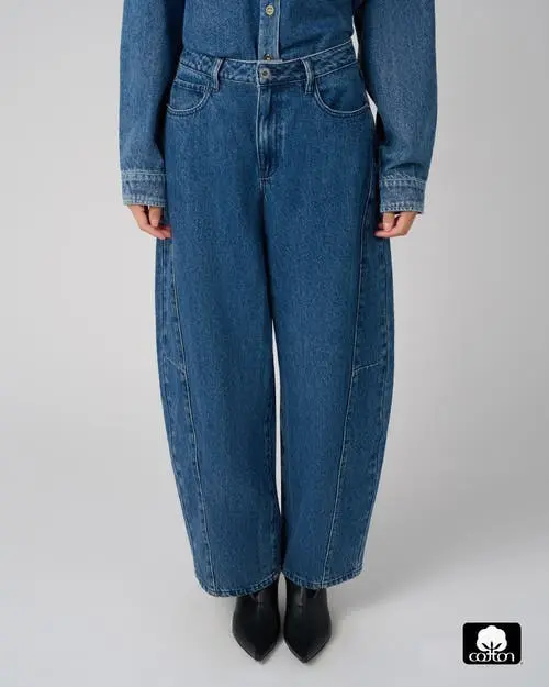 WeWoreWhat Mid-rise Barrel Leg Jeans - Mid Wash