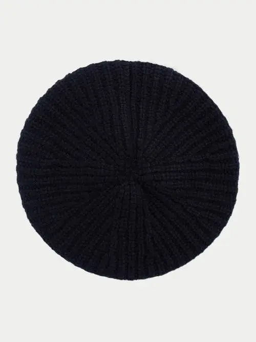 Gobi Cashmere Cashmere Blend Beret - Black