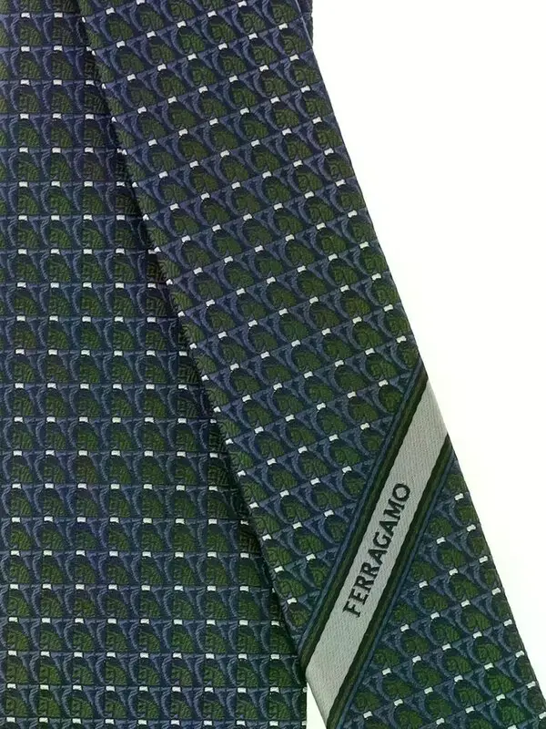 FERRAGAMO Patterned Jacquard Neck Tie