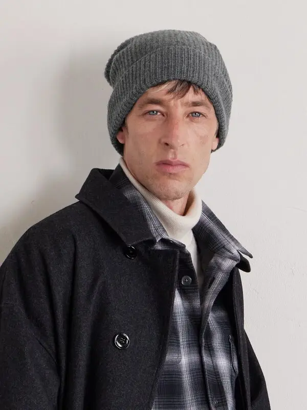 THE ELDER STATESMAN Ribbed Cashmere Beanie - Gray