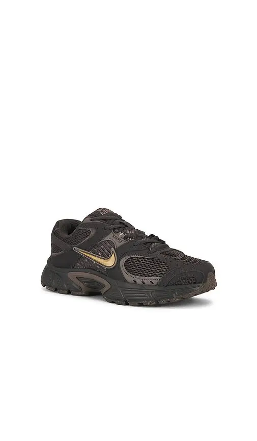 Nike V5 Runner Sneakers - Medium Ash  Metallic Gold & Cave Stone