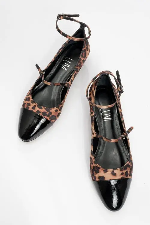 PROLOGUE SHOES Mary Jane Low Heel Pump - Leopard Pattern