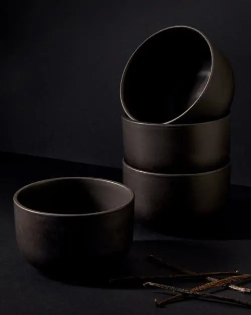 GHARYAN STONEWARE Minimalist Dinnerware Set - Black