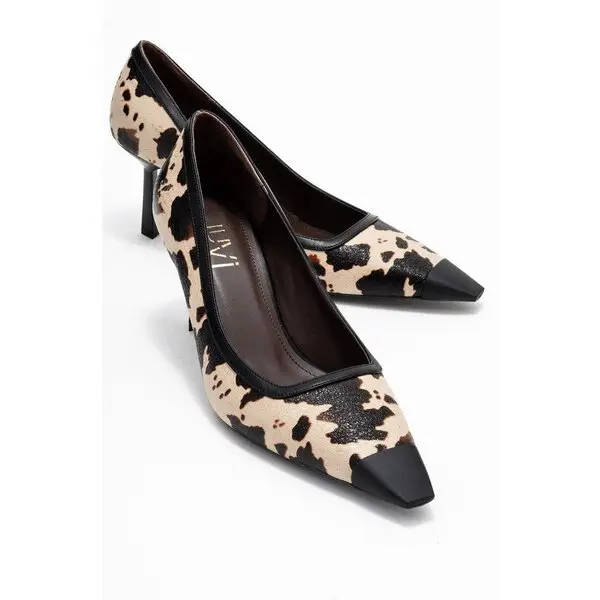 PROLOGUE SHOES Rona Pointed-toe Pumps - Leopard Printed