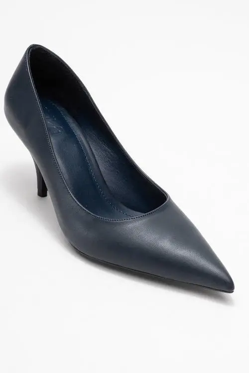 PROLOGUE SHOES Marcus Pointed Toe Pump - Navy