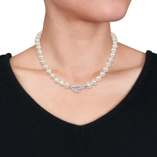 JULIANNA B. Cultured Freshwater Necklace