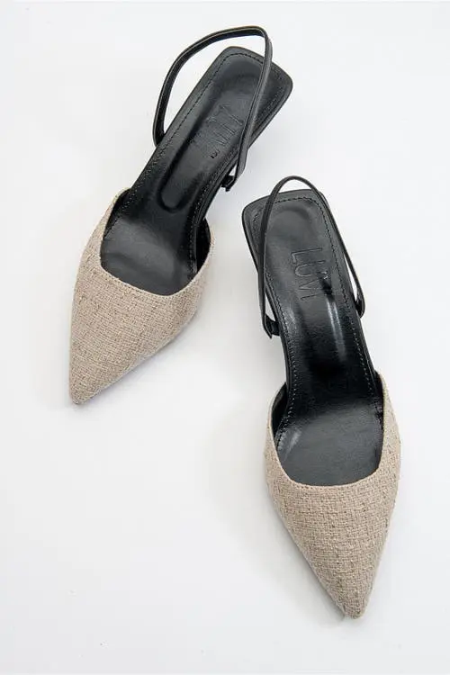 PROLOGUE SHOES Pointed Toe Slingback Pumps - Cream