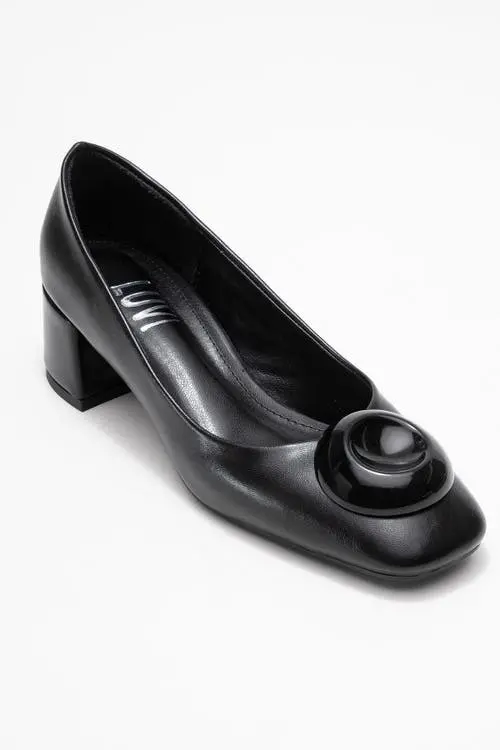 PROLOGUE SHOES Mila Buckle Square Toe Block Heel Pump - Black