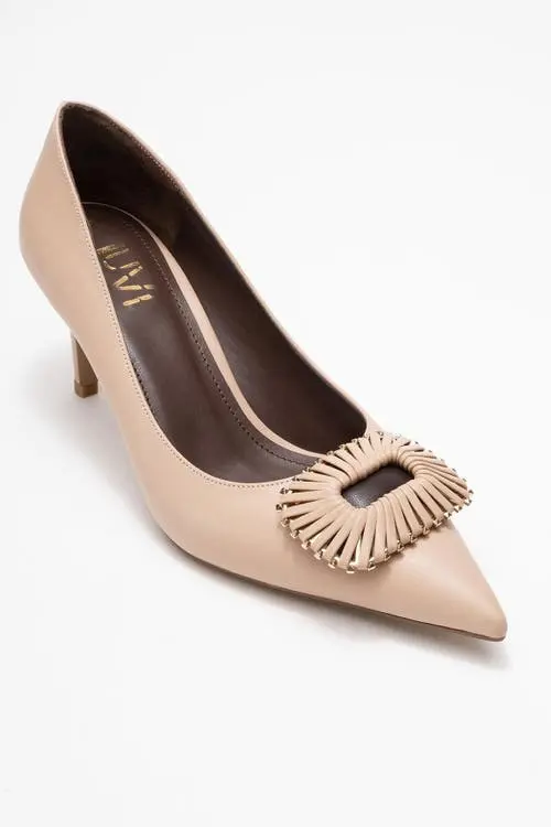 PROLOGUE SHOES Buckle Pointed-toe Pumps - Beige