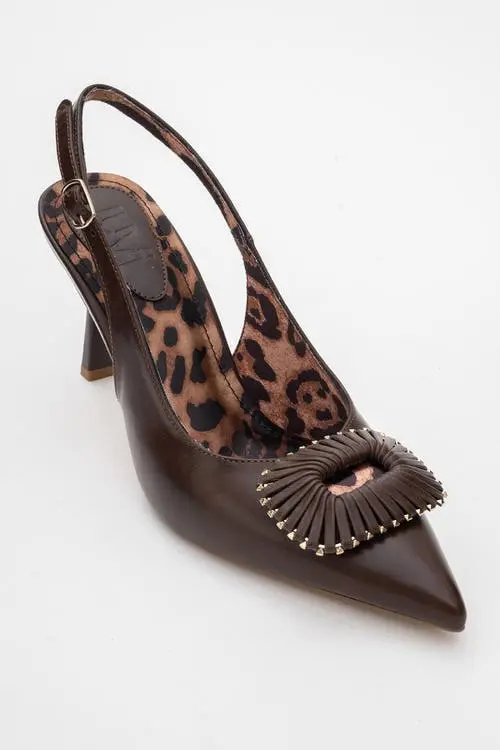 PROLOGUE SHOES Spera Buckled Pointed Toe Pump - Brown Pattern