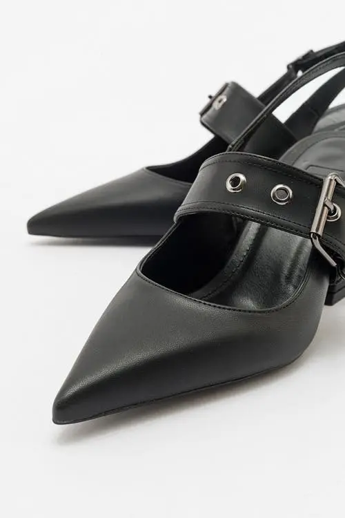 PROLOGUE SHOES Nepido Pointed Toe Block Heel Pumps - Black