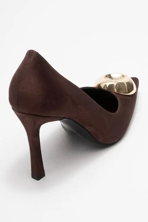 PROLOGUE SHOES Jordana Pointed Toe Pump - Brown Suede