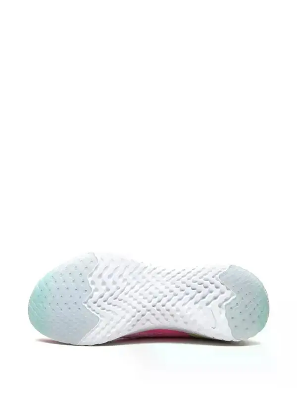 Nike Epic Phantom React Sneakers - Pink