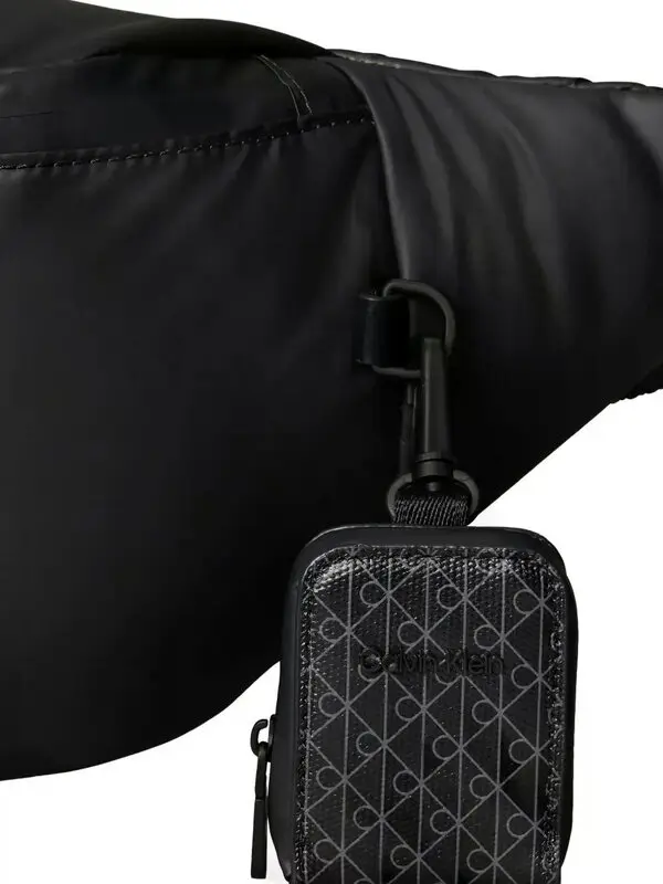 Calvin Klein Logo-strap Messenger Bag