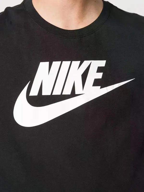Nike Logo Print T-shirt