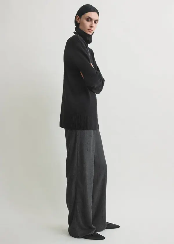 TOTEME Monogram Flannel Pajama Bottoms - Grey