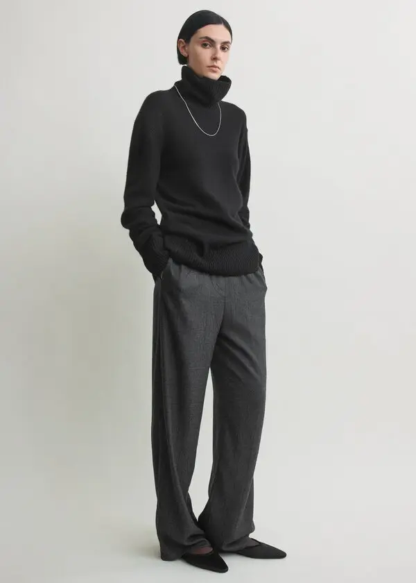 TOTEME Monogram Flannel Pajama Bottoms - Grey