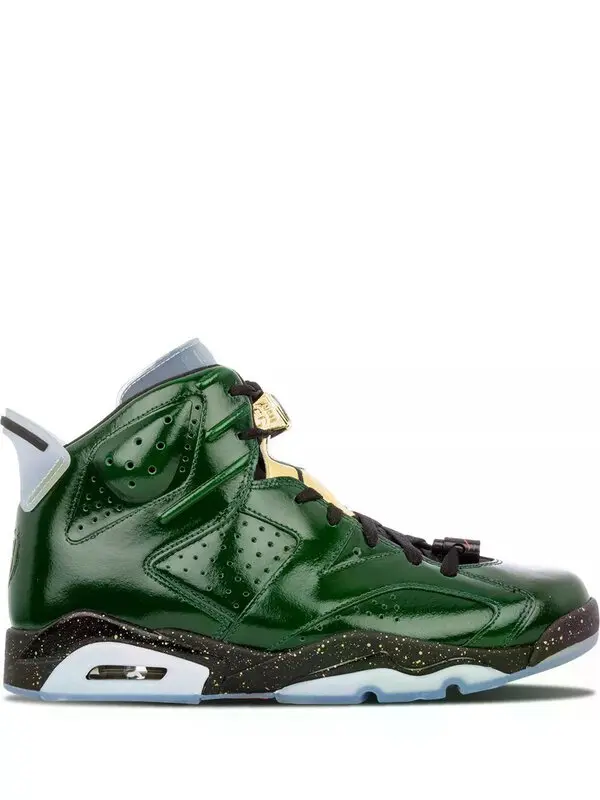 JORDAN 6 Retro Champagne Sneakers