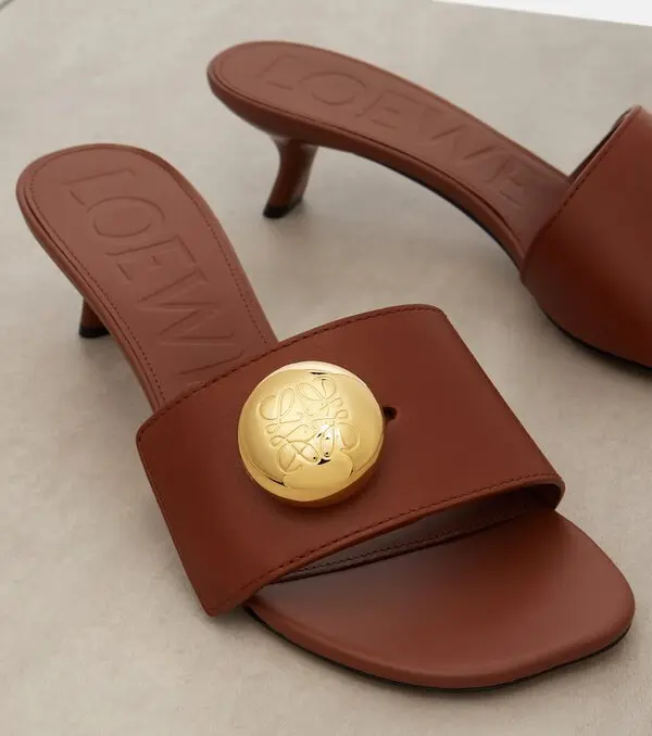 Loewe Pebble Anagram Leather Mules - Brown