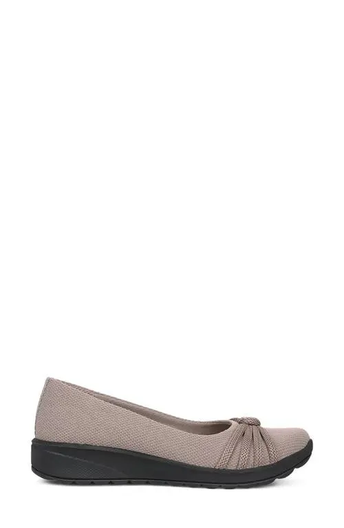 LIFESTRIDE Gaines Loafer