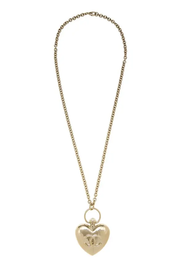 Chanel Cc Heart Locket Necklace - Gold