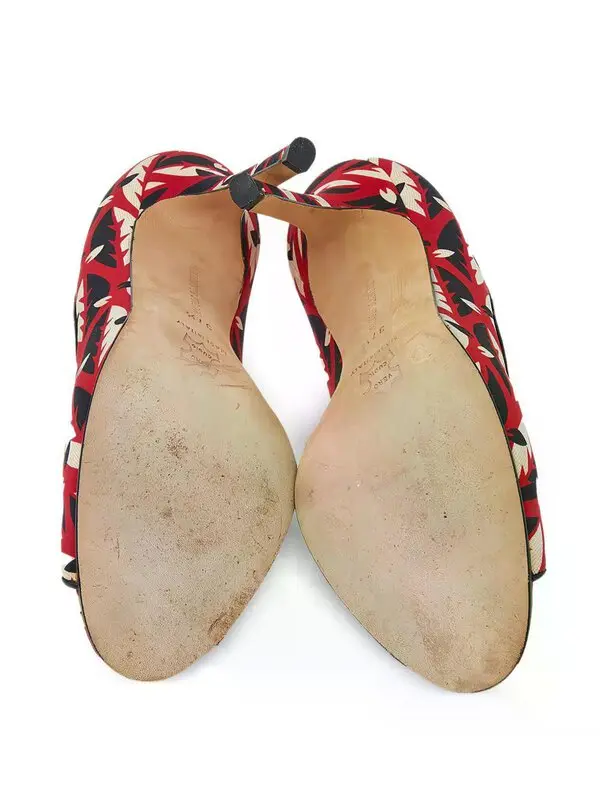 Manolo Blahnik Abstract Pattern Peep-toe Heels