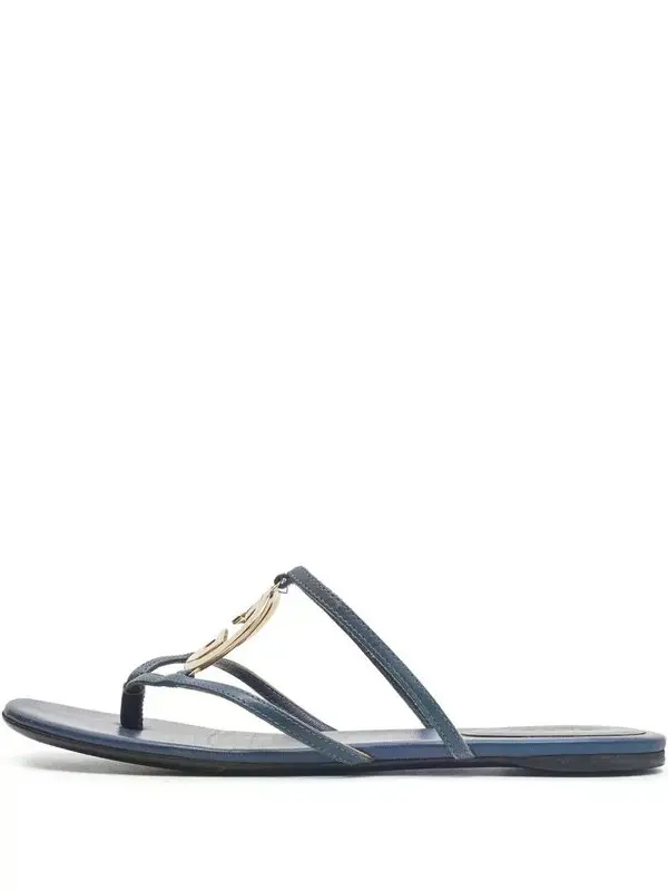 Gucci Strappy Thong Sandals With Gold-tone Interlocking Gg Logo