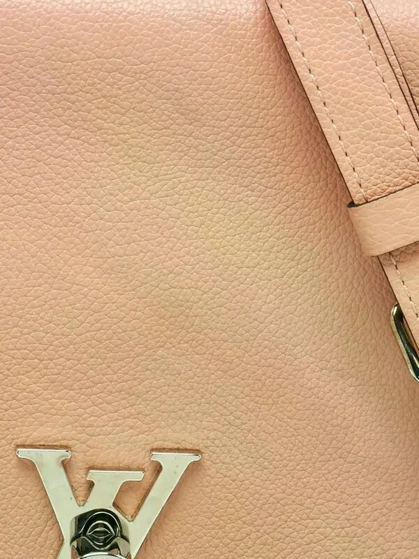 LOUIS VUITTON Lockme Ii Tote Bag