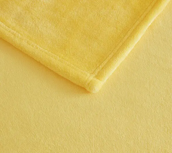 MARTHA STEWART Bedford Yellow Plush King Blanke T