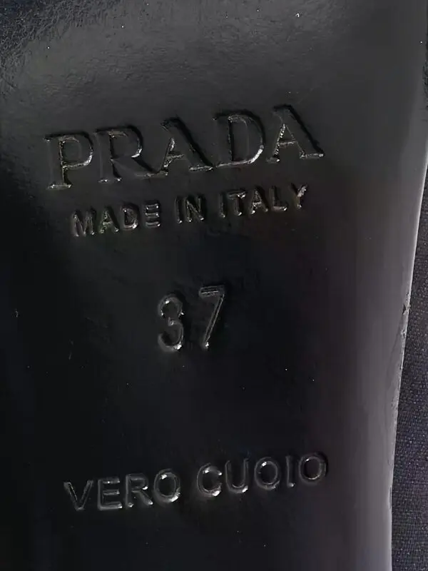 Prada Pumps
