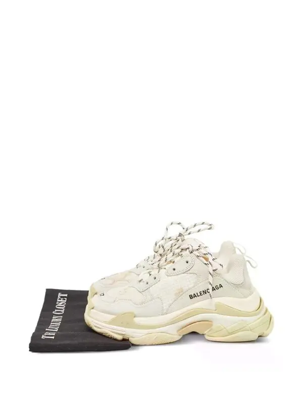 Balenciaga Triple S Sneakers - Neutrals