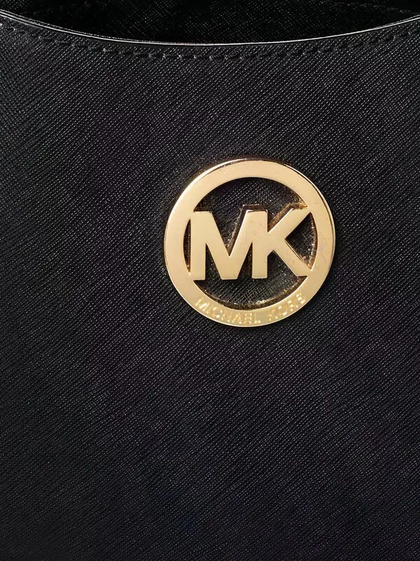 Michael Kors Jet Set Leather Shoulder Bag
