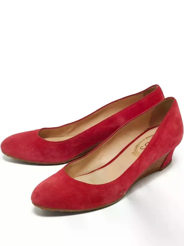 TOD'S Suede Pumps