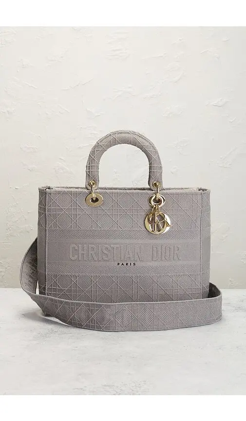 Undefined Dior Lady D-lite Handbag