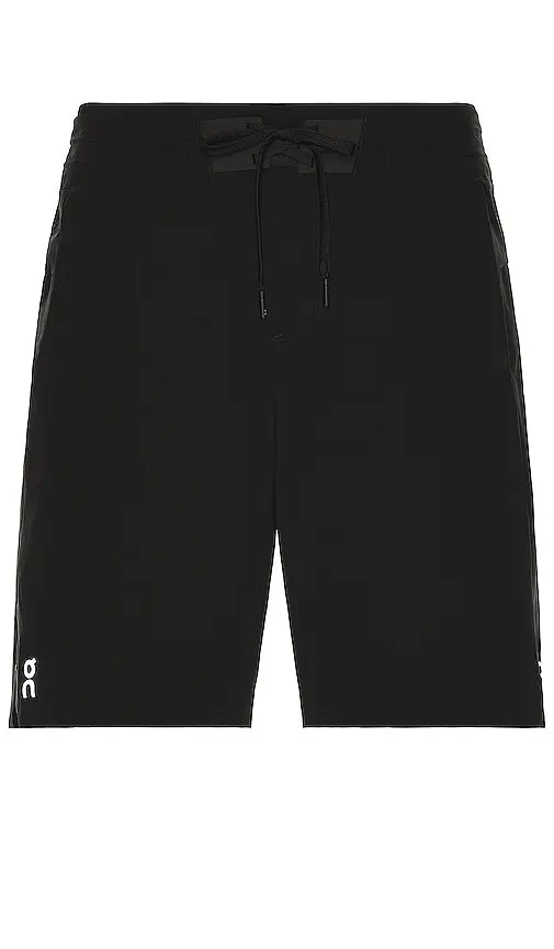 On Hybrid Shorts - Black