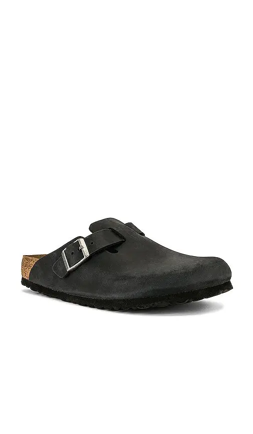 BIRKENSTOCK Boston Clog - Black Oiled