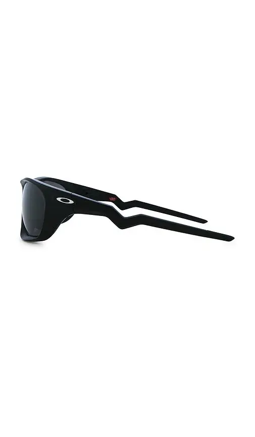 Oakley Lateralis Sunglasses - Black & Mirror Silver