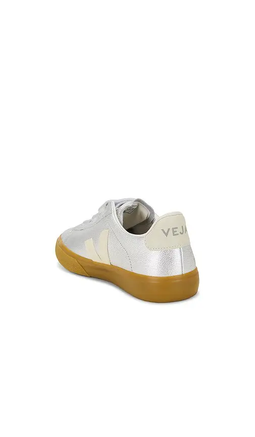 VEJA Recife Sneaker