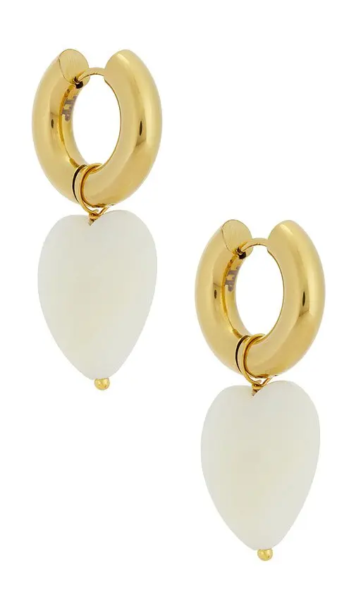 Timeless Pearly Earrings With Mother-of-pearl Heart - White