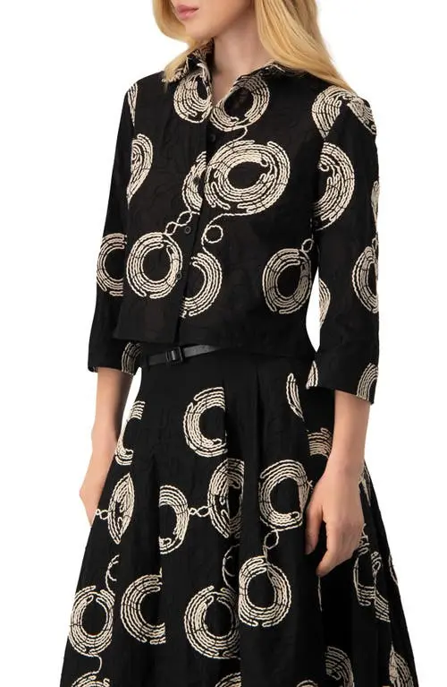 IVONNE Cropped Shirt With Circular Embroidery
