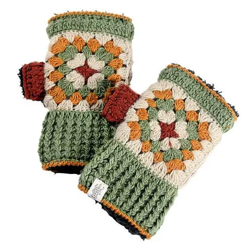 NIRVANNA DESIGNS Ryan Knitted Handwarmers - Light Olive