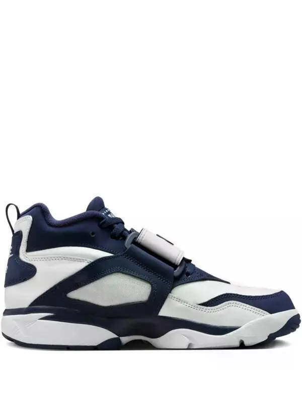 Nike Air Diamond Turf Trainers